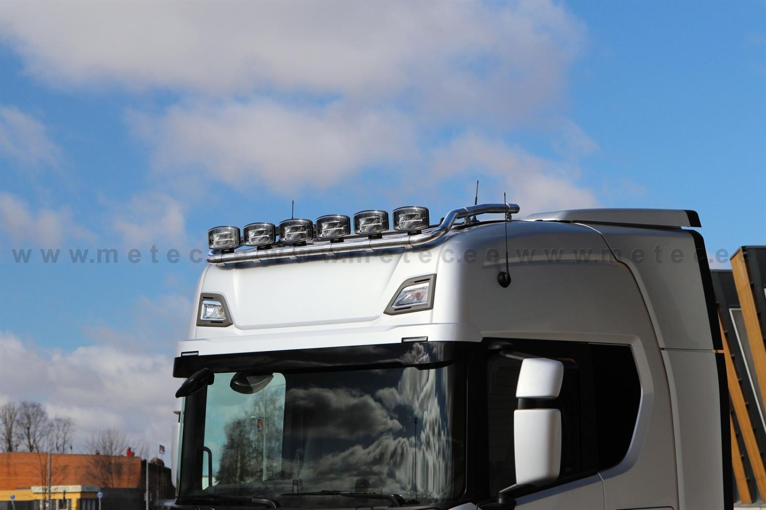 Scania R 2017-> light rail to front (Wide) - Volvo FH Light bar