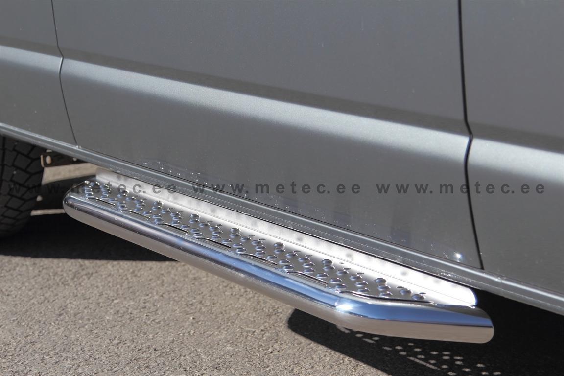 VW Transporter T5, T5 GP, T6 and T6.1 Step pad for slide door