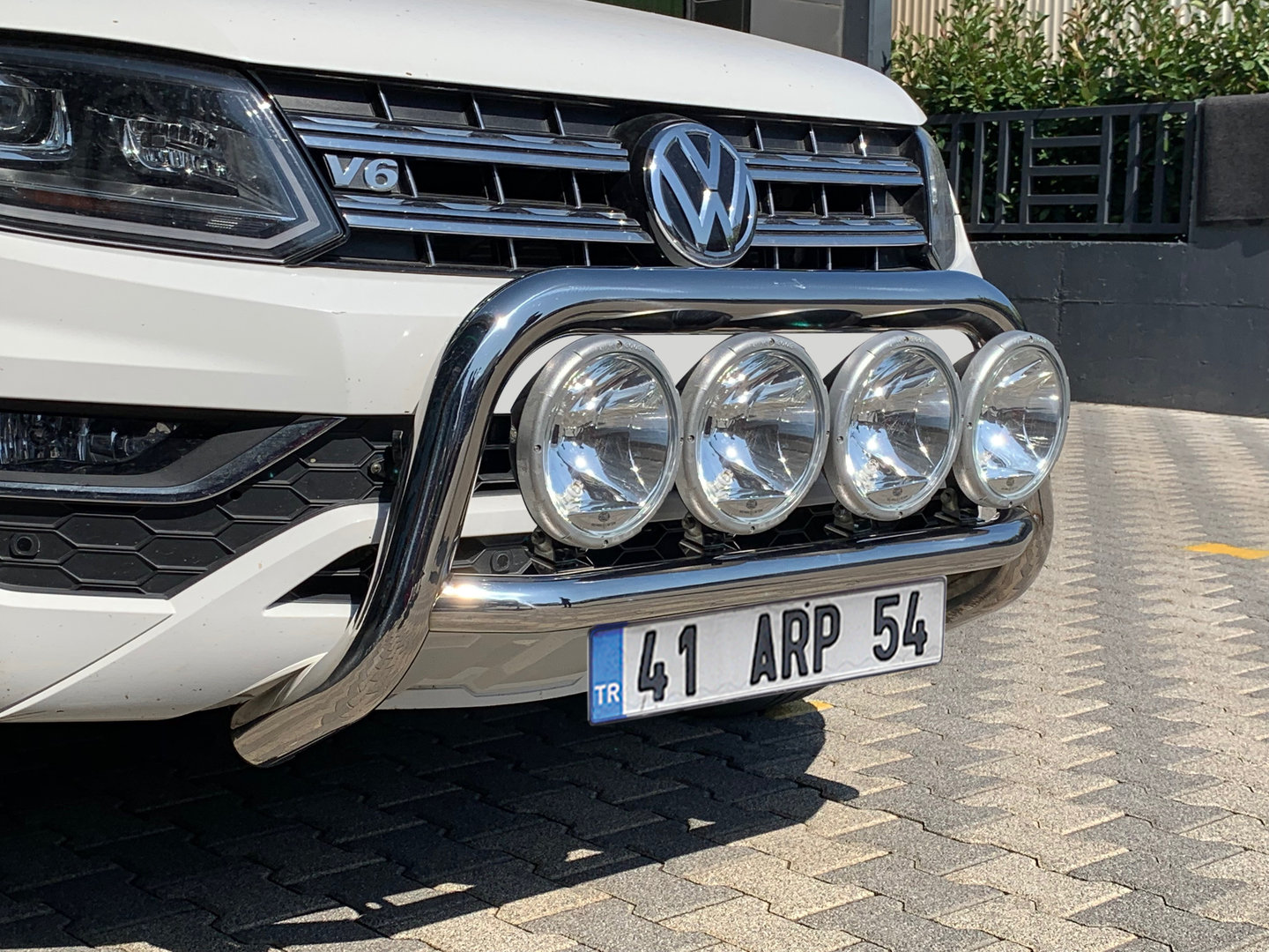 Toyota Hilux Front guard - Hilux Light bars
