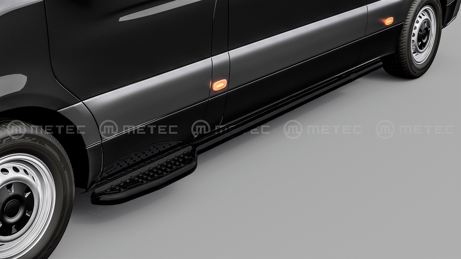 M-B Sprinter W907 Black "Tour" side steps - W907 Stepping pads