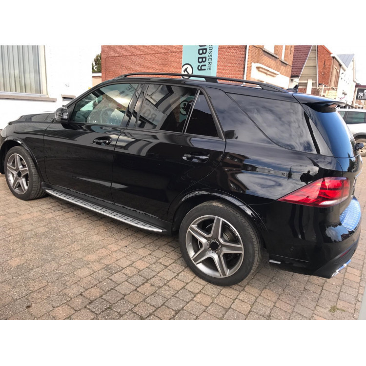 M-B GLE W166 Rear diffuser with chrome pipe ends - GLE diffuser