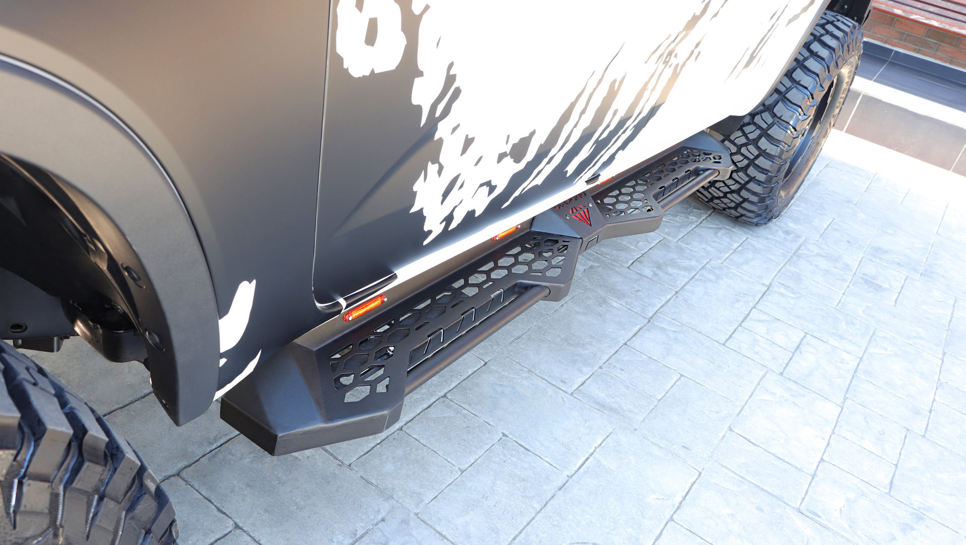 VW Amarok Diamond running boards - New Amarok Side steps