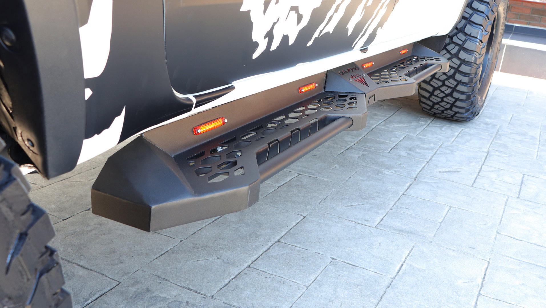 VW Amarok Diamond running boards - New Amarok Side steps