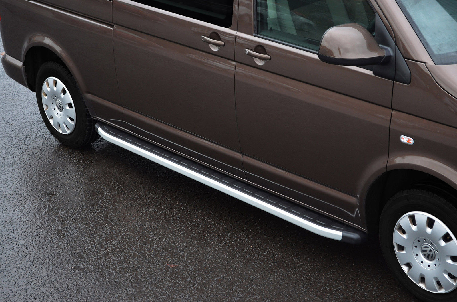 VW Transporter T5 and T5 GP Black aluminium/plastic side steps