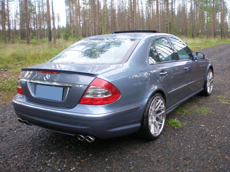 W211 AMG 63 - Takapuskuri - KM-Parts - W211 AMG Takapuskuri