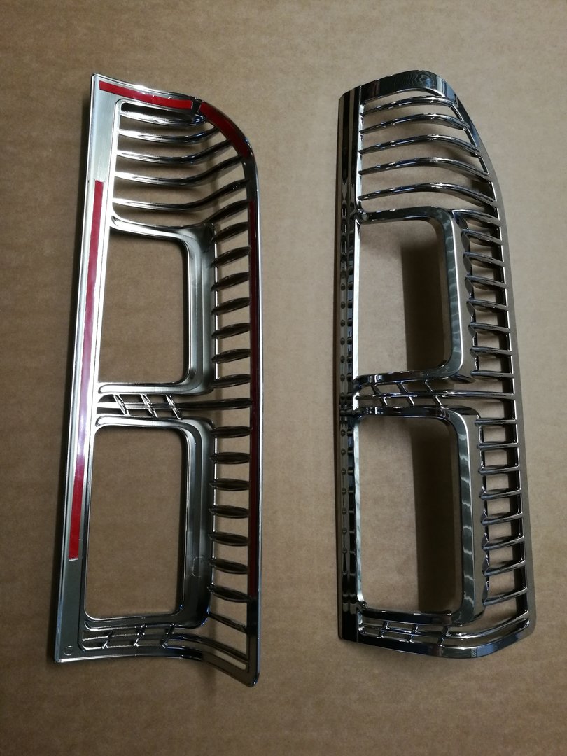 Renault Trafic Rear lights chrome frame - Tuning parts to Trafic